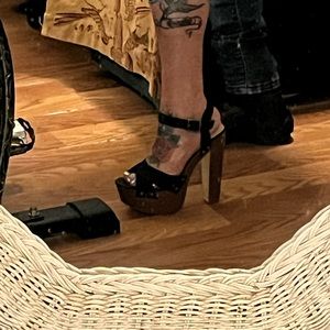 Shoe Dazzle | Shoes | Nesha Platform Sandals | Poshmark